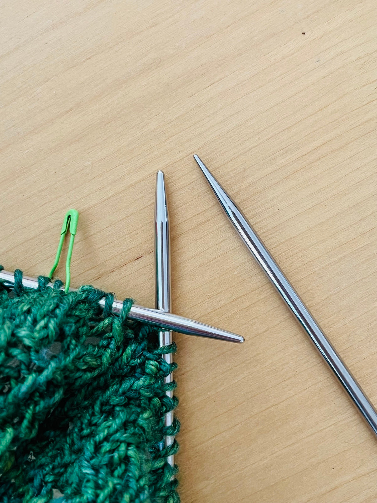 Are your knitting needles too pointy or not pointy enough? — Yarnfun